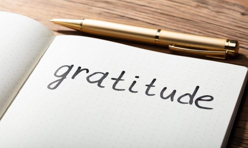 9 Ways to Show Gratitude for the People in Your Life - Fajar Magazine