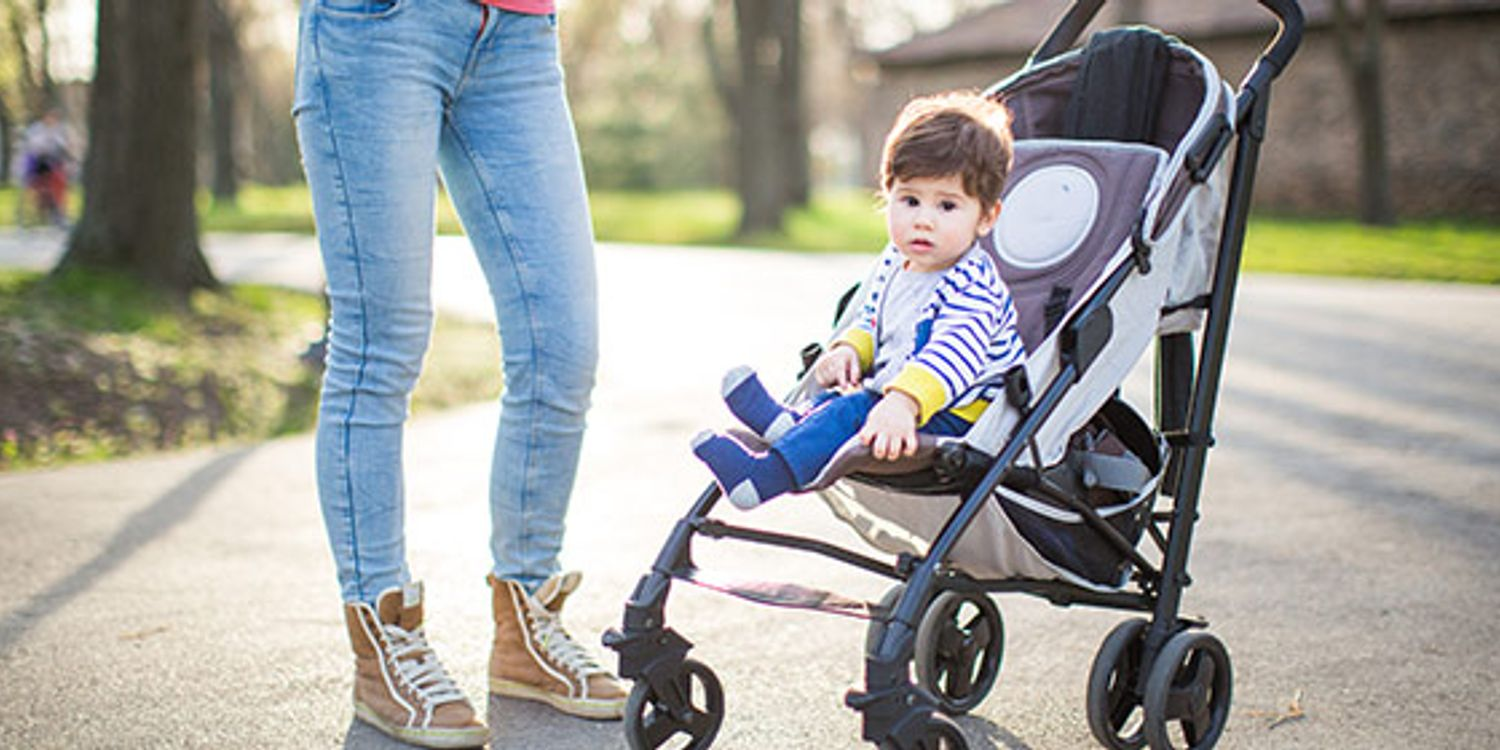 5 Important Stroller Safety Tips - Fajar Magazine